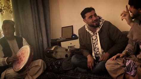 دل تنگم که میگیریه شبانه😌 آهنگ جدید شکیب عزیزی روید بای چاپانی عاشق