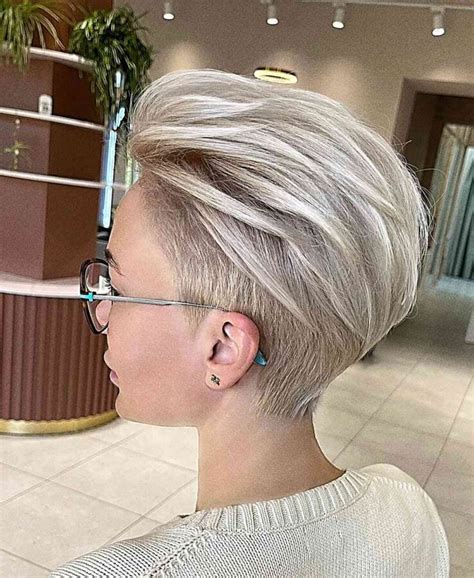 70 Prettiest Short Layered Haircut Ideas Of 2025