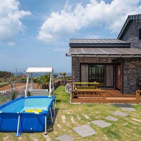 제주독채 Yongstay Stayyongjeju • Instagram Photos And Videos