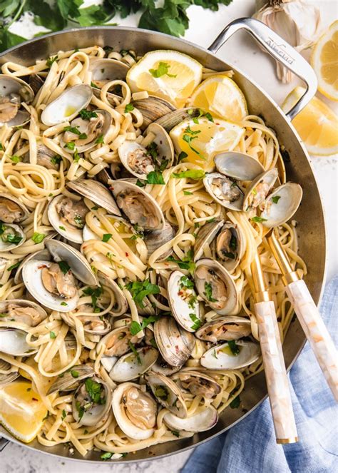 Linguine With Clams Linguine Alle Vongole Recipe Best Pasta