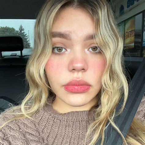 Sasha Markss Instagram Twitter And Facebook On Idcrawl