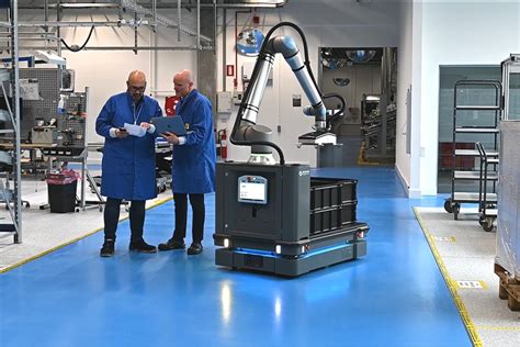 New Mobile Collaborative Robot Enhances Industrial Automation With High Payload Mobility And