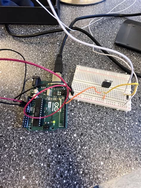 can someone help me with transistors r arduino