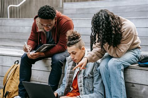 Digitale Vaardigheden Voor Een Sterkere Toekomst Sidn Fonds