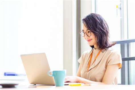 「彼氏からの連絡ない」彼氏からの連絡がこないときの対処法やng行動を紹介