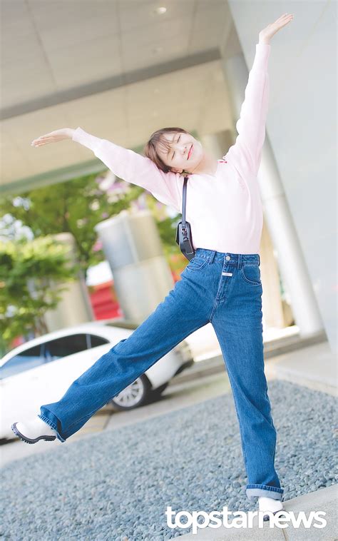 [hd포토] 레드벨벳 웬디 해피니스~ 웬디의 영스트리트 출근길 네이트 연예