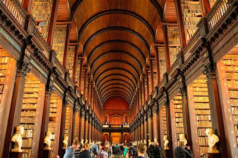 Trinity College Library Riset