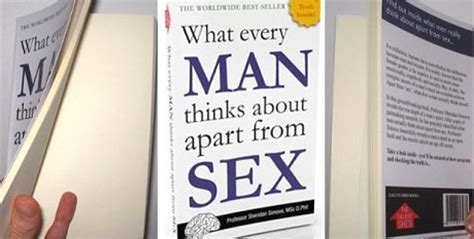 Книга «О чём мужчины думают помимо секса» состоит из двухсот пустых ...