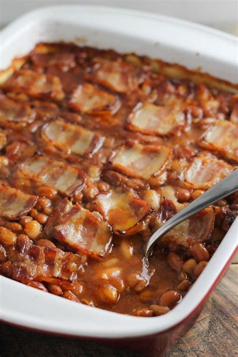 Backyard Barbecue Baked Beans With Bacon