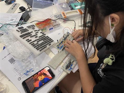 We Have Built The 8 Bits Register