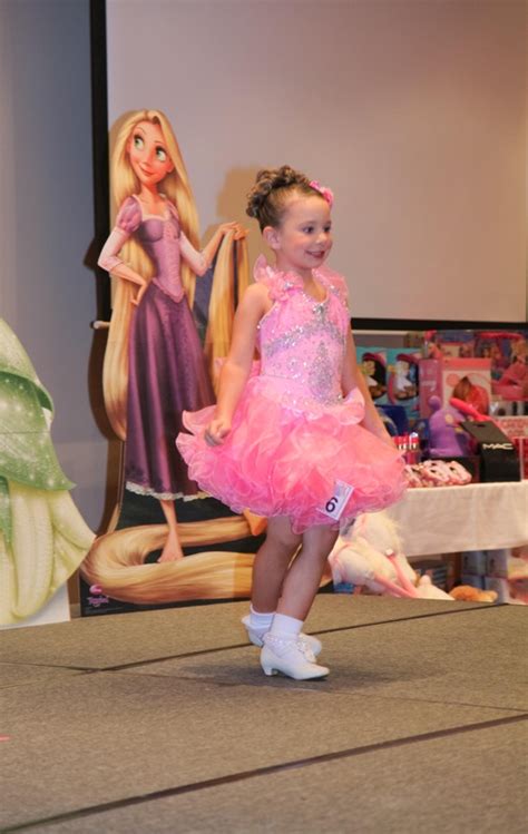 Pageant Photos Isabelle Mitchell