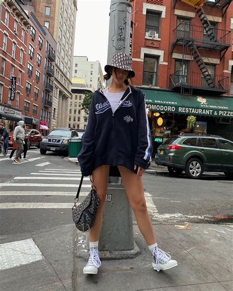 𝐩𝐢𝐧𝐭𝐞𝐫𝐞𝐬𝐭 𝐚𝐞𝐬𝐭𝐡𝐞𝐭𝐢𝐜𝐥𝐱 In 2020 Fashion Inspo Outfits Aesthetic