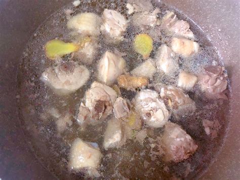 土豆炖鸡块怎么做 土豆炖鸡块的做法 豆果美食