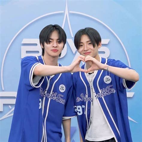 အသေးစိတ်ကအစအကုန်တိုင်တိုင်ပင်ပင်ရှိကြပြီးအချင်းချင်းရဲ့ ဆန္ဒကိုနားထောင