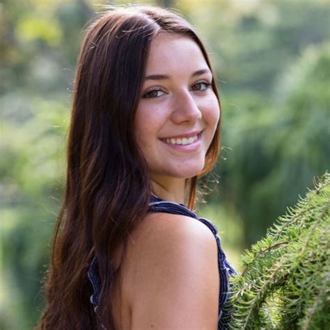 Emily Gamelli University Of Rhode Island College Of Business Agawam Massachusetts United