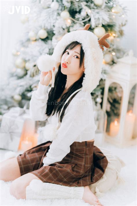 JVID精品 又又 成为你最性福的圣诞礼物 Everia club