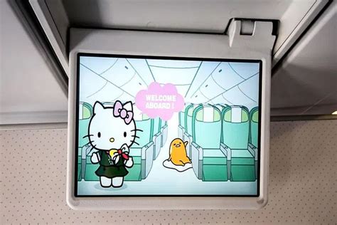 What A 14 Hour Flight On A Hello Kitty Themed Airline Is Like Harpers Bazaar Singapore