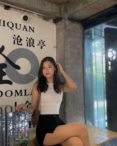 Sexy Dress R Realasians