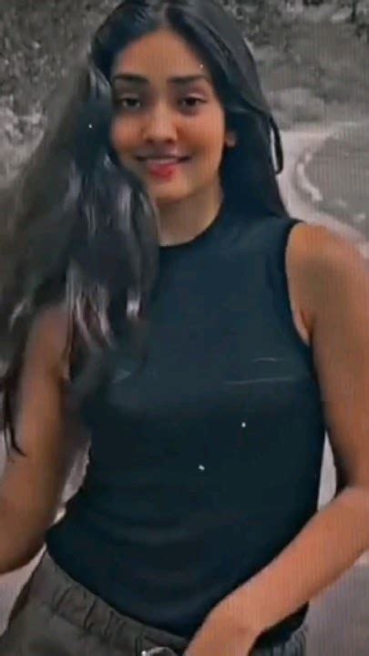 එයා හුගාක් ලස්සනයි කියන කට්ටිය අත් උස්ස්සන්න ආත්මි Youtube