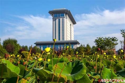 喜迎70校庆青海民族大学校园美景欣赏 MBAChina网