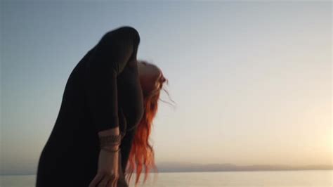 2 800 Redhead Dancing Stock Videos And Royalty Free Footage Istock