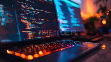 دانلود عکس انتزاعی لپ تاپ با زمینه کد های برنامه نویسی Programming And