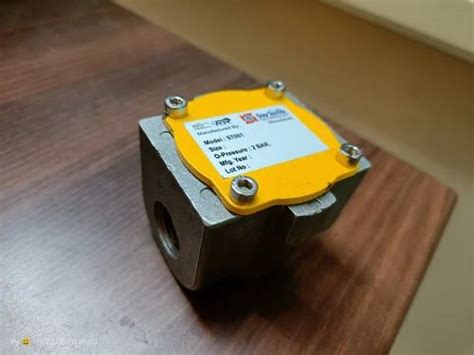 Silver Aluminium Lpg Filter For Industrial Gas Fitting Size 1 2 Bsp At 450 Piece In Ahmedabad