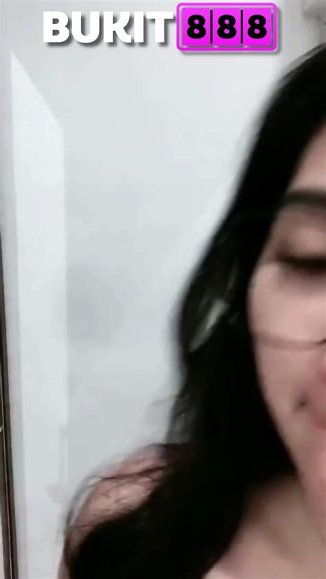 Tante Menggoda Pakai Baju Sexy Ungu Sange Banget Eporner