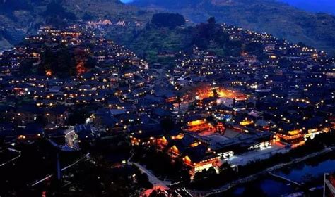 贵州旅游景点推荐，醉美黔东南，返朴归于真！ 贵州的知名旅游景点