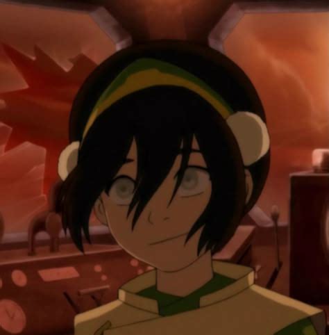 Toph Looking Up