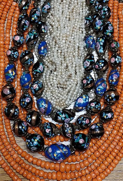 Прикраси ручної роботи