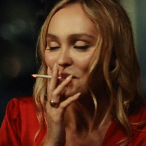 Пин от пользователя блювотина на доске ʀᴀɴᴅᴏᴍ ᴘɪᴄ Лила роуз Женский стиль Винтаж девушки