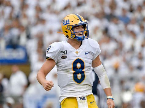 Descargar Fondos De Kenny Pickett Mariscal De Campo De Los Pitt