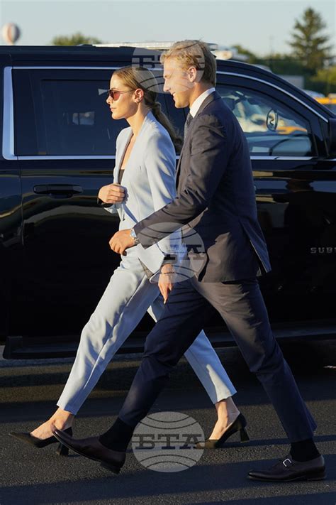 Байдън ожени своя внучка в Белия дом Утро