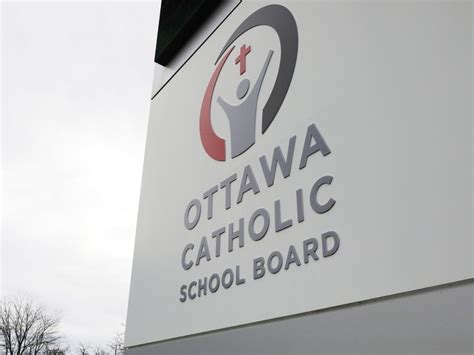 Ottawa High School Teacher Charged With Sex Offences Police Concerned About More Victims