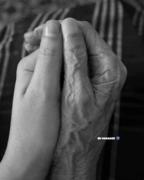 ხელოვნური 4 წლის დედა მიყვარხარ 12 წლის კარგი დედა 14 წლის დედა მაბრაზებს 18 წლის