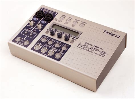 Roland MMP 2 Mic Modeling Preamp Reverb