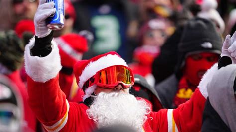 Chiefs Fan Goes Viral For Wild Shirtless Beer Chug Look