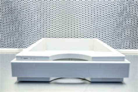 HP Agilent Series HPLC Solvent Bottle Tray Pinnacle Medical Equipment