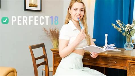 솔로 포르노 영상들 xHamster