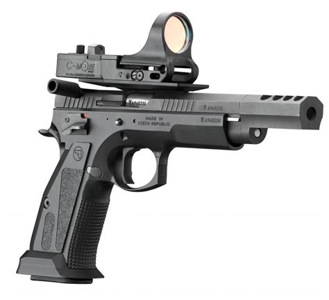 Cz 75 Tobruk手枪：为了支援乌克兰，这把手枪拍卖到了22万美元凤凰网