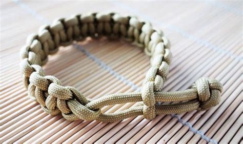 25 Easy Paracord Bracelet Patterns Make Your Bracelets