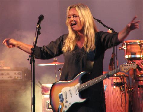 Pictures Of Anne Magle