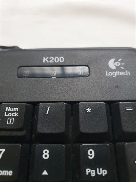 Logitech K200 Keyboard Computers And Tech Desktops On Carousell