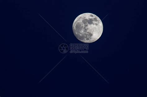 夜月中满月高清图片下载 正版图片504427365 摄图网