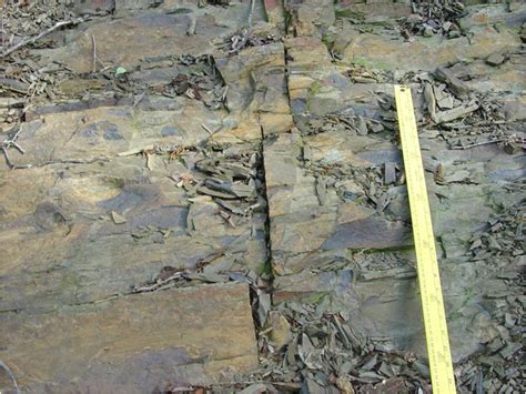 Fractured Rock Groundwater Modeling Dr Laura Toran