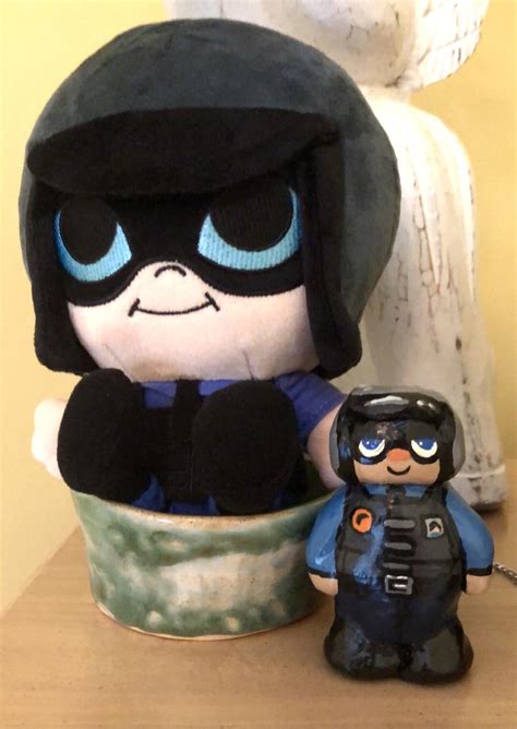 Benrey Shrine To Keep The Marketable Plushie™️ Docile R Hlvrai