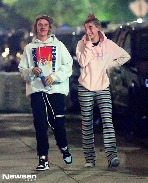 재결합 저스틴비버♥헤일리볼드윈 로맨틱한 산책 데이트 포착[파파라치컷] 네이트 연예