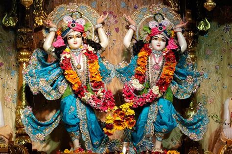 Happy Janmashtami 2020 Lord Krishna Temples To Visit In India News18
