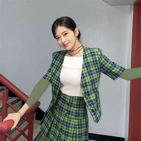 بیوگرافی آن یوجین خواننده کره ای با عکس و ناگفته ها